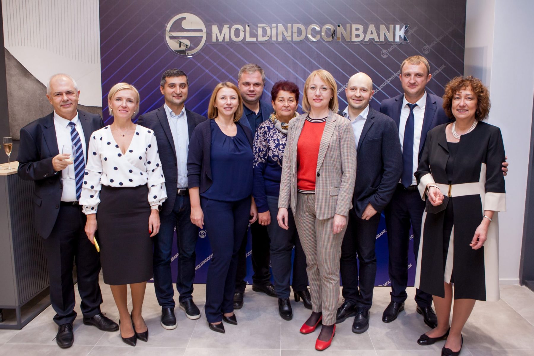Moldindconbank a deschis un Centru modern pentru clienți corporativi - Bani.md