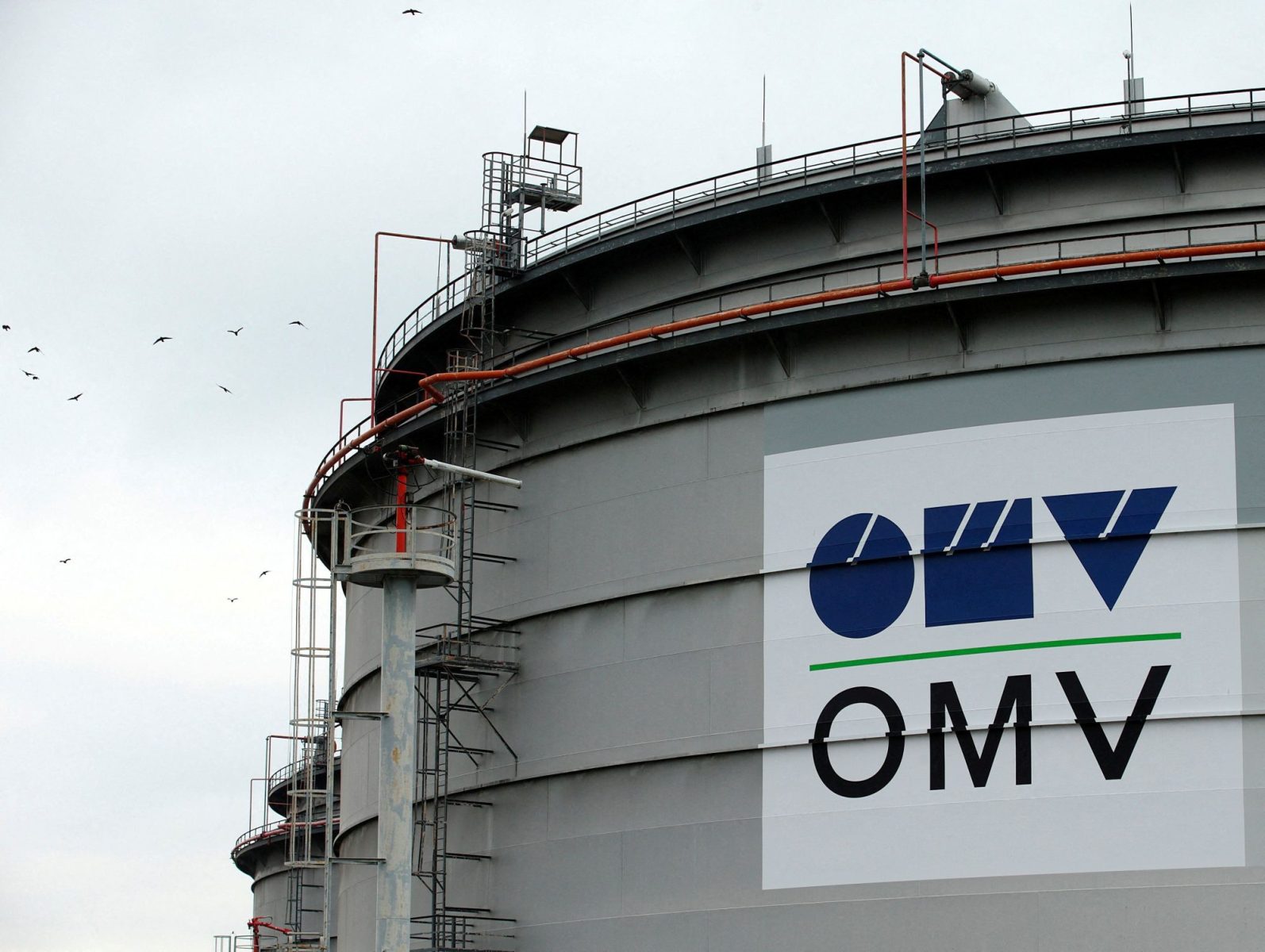 Gigantul petrolier OMV nu mai importă petrol rusesc - Bani.md
