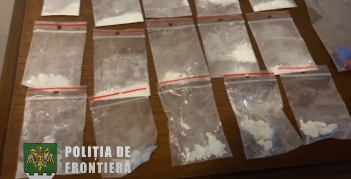 (VIDEO) O grupare infracțională care comercializa droguri a fost ...