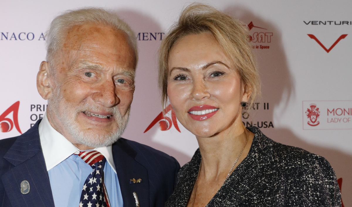 Cine sunt româncele care au pus mâna pe milionarii lumii - Bani.md