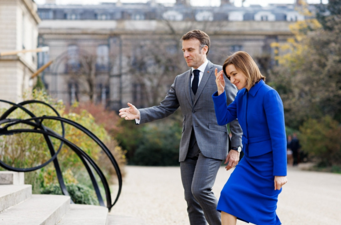 VIDEO Emmanuel Macron laudă curajul Maiei Sandu: Vreau să îi mulțumesc ...