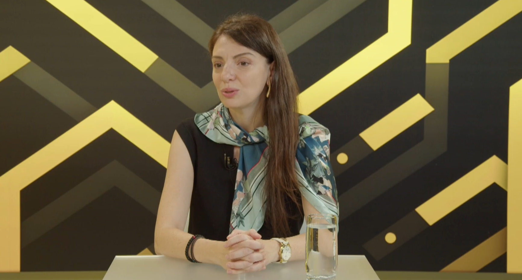 „Trăim o epocă de parteneriat profund”: experta Clara Volintiru despre ...